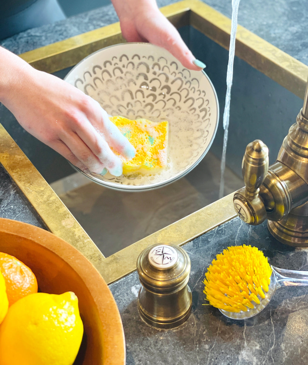 Set of Sunshine Yellow Scrub + Wipe Wave Sponges, 2ct – brightboxlabs.com